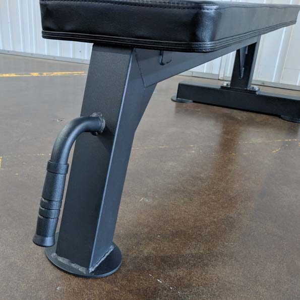 Flat Bench From Gym Garage | It might be cheap, but it's super solid.